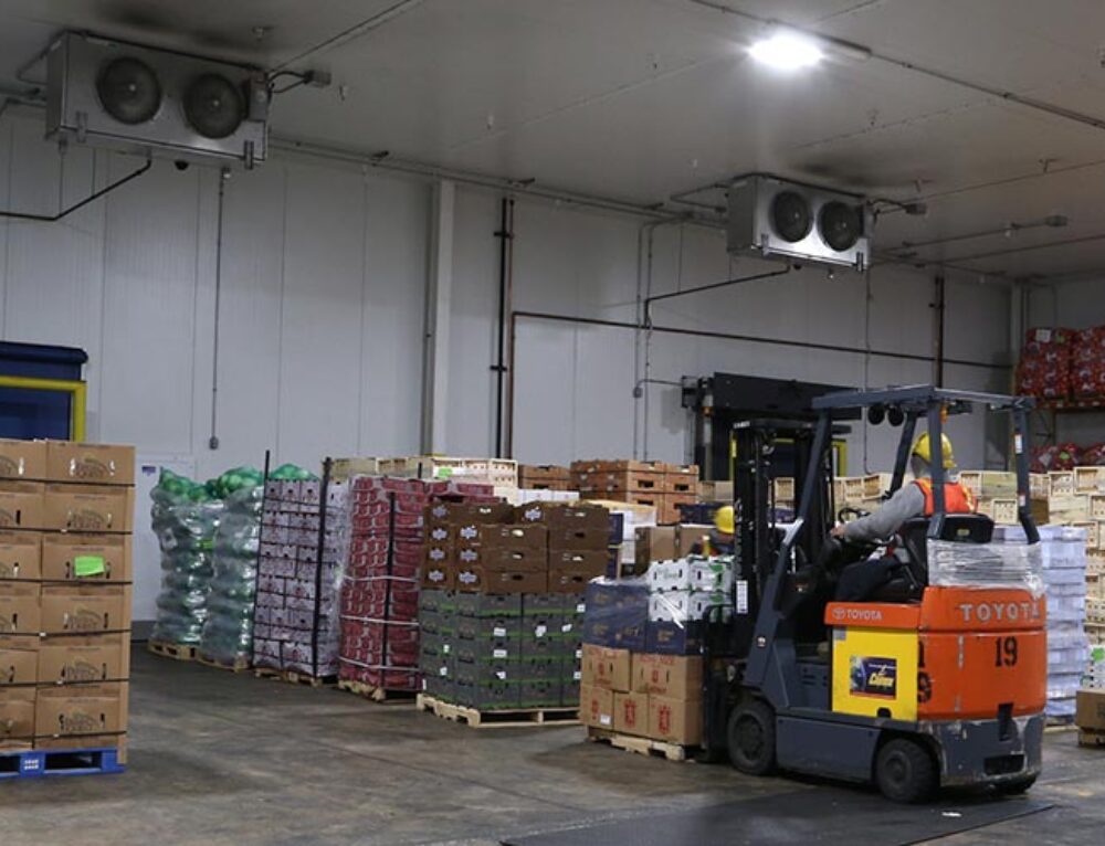 What Equipment Is Used in a Typical Industrial Cold Storage ...